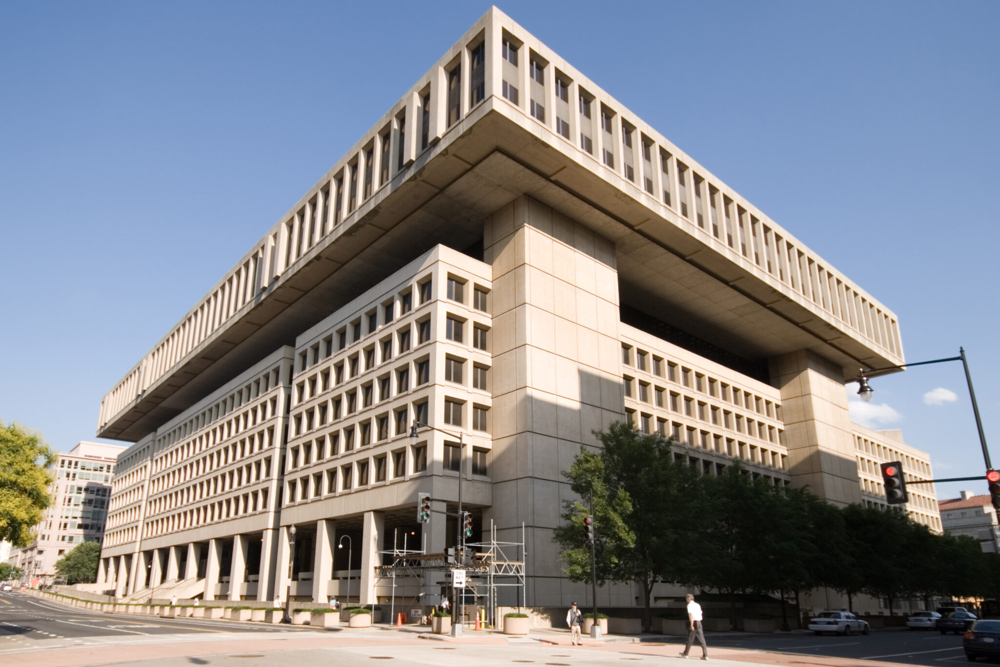The FBI Washington Headquarters Won’t Be Missed - Victor Davis Hanson